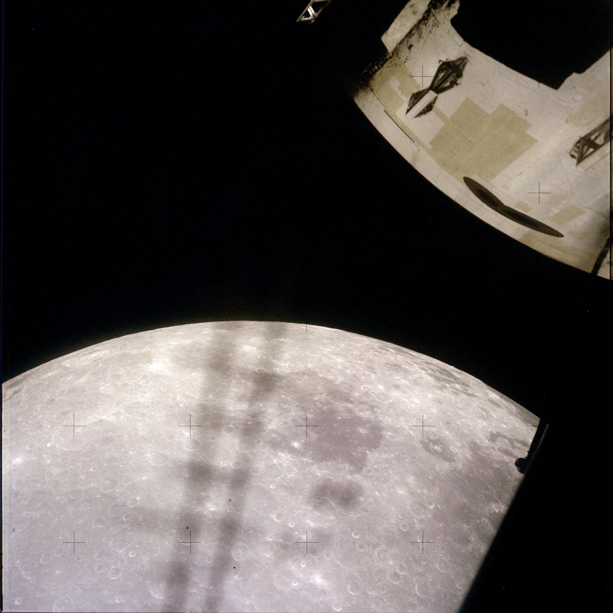 Jaw Dropping 4K Views of the Moon Apollo 13 Astronauts Saw on Their ...