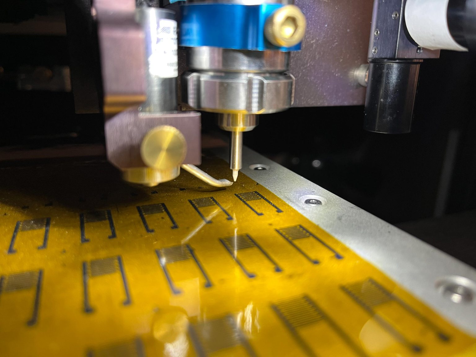 Scientists Print Artificial Neurons That Can Talk to the Brain