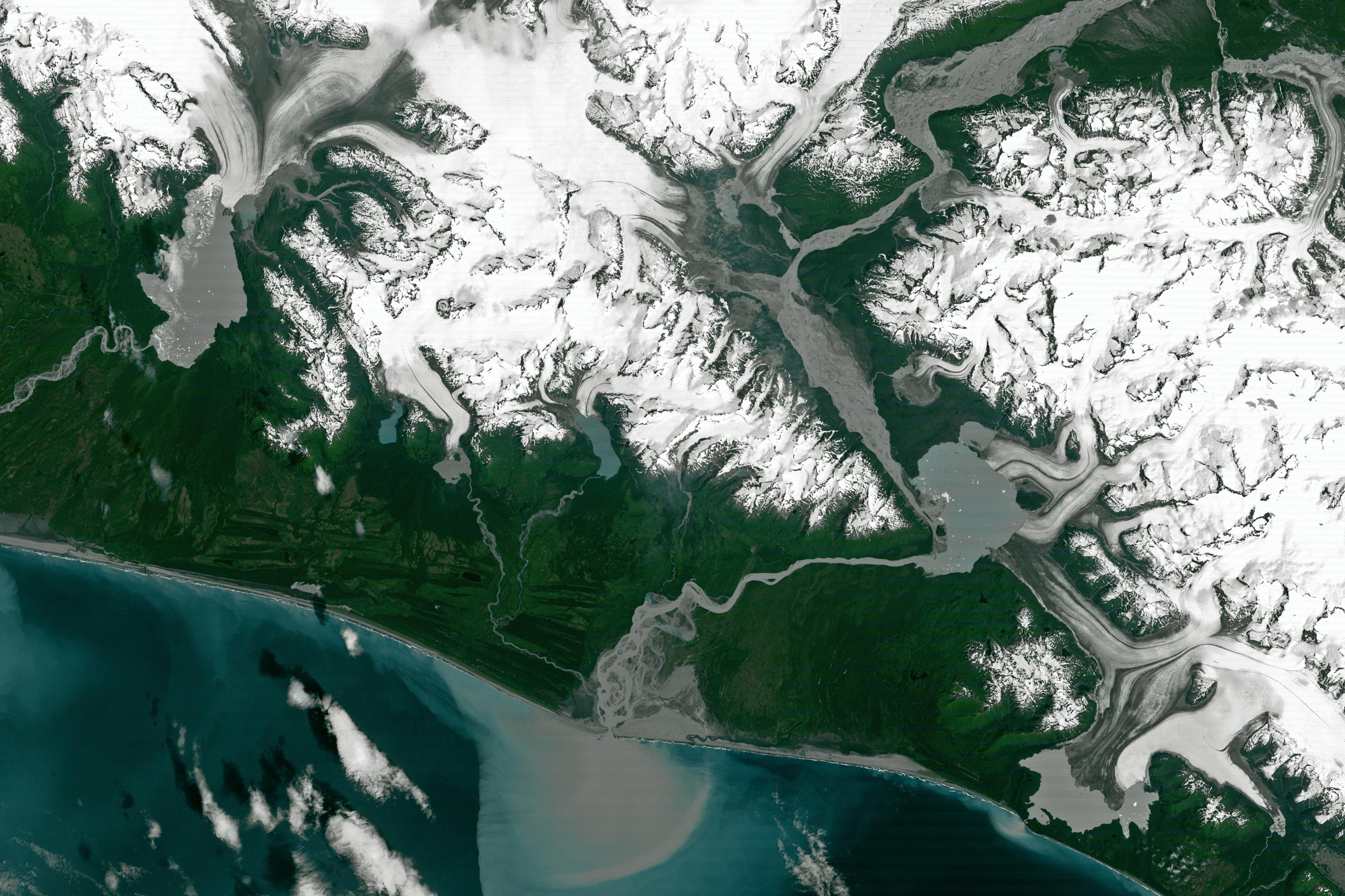 Alaska’s Melting Glaciers Fuel Rapid Lake Expansion