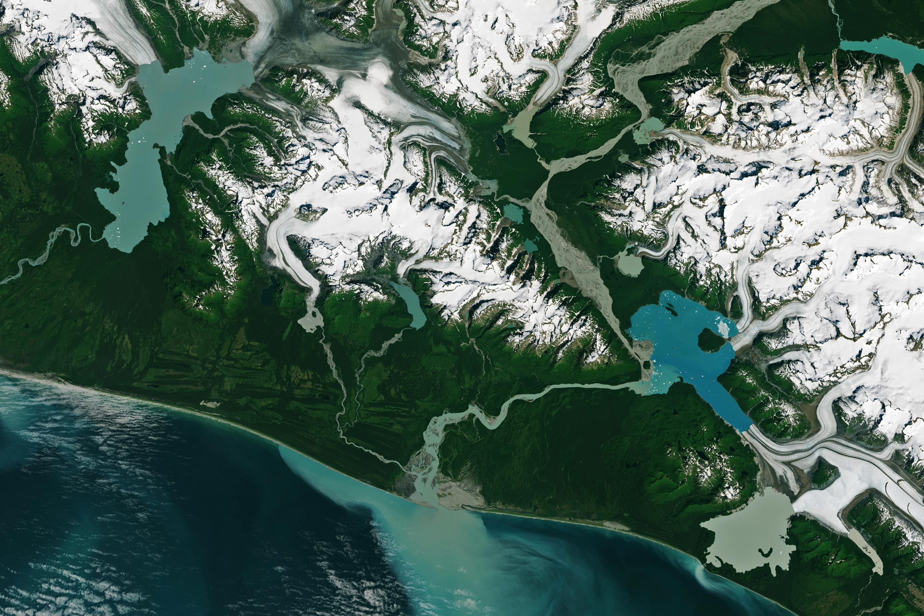 Alaska’s Melting Glaciers Fuel Rapid Lake Expansion