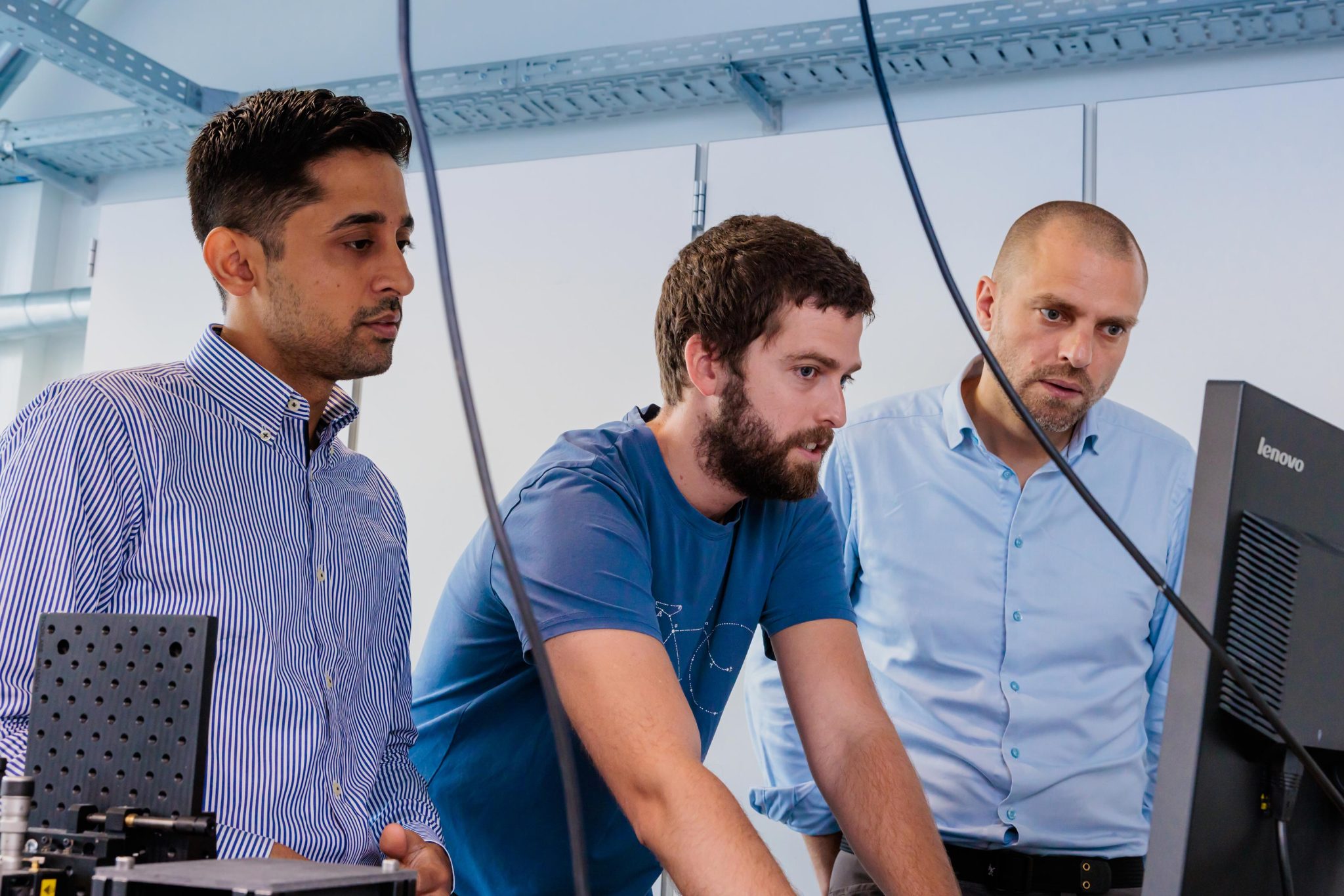 Revolutionizing Nanotechnology: Photonic Cavities that Self-Assemble at ...