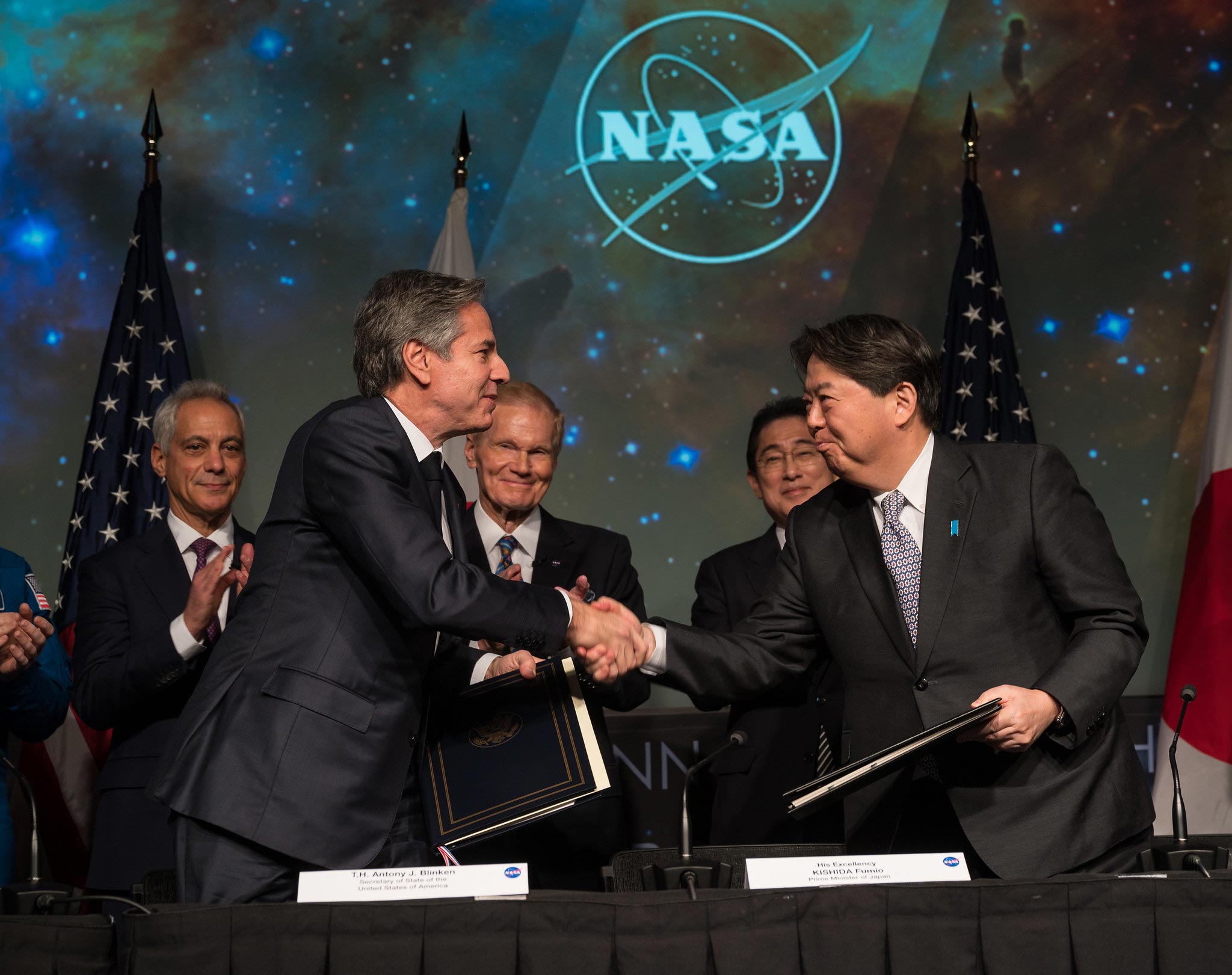 US, Japan Sign Space Collaboration Agreement at NASA HQ – “The Future ...