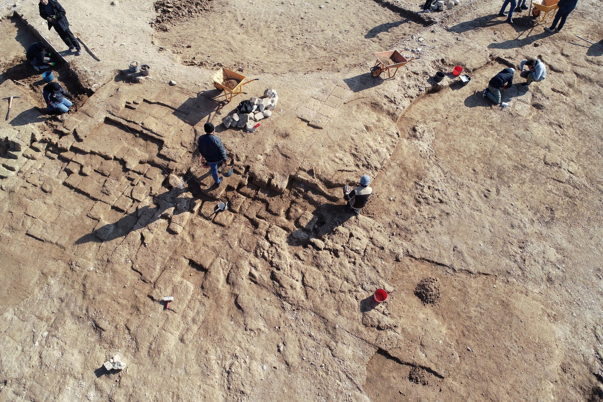 Archaeological Bonanza: Ancient City Emerges From the Tigris River