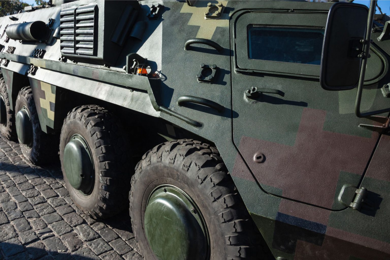 Students Revolutionize Army Vehicle Camouflage With Ingenious Invention