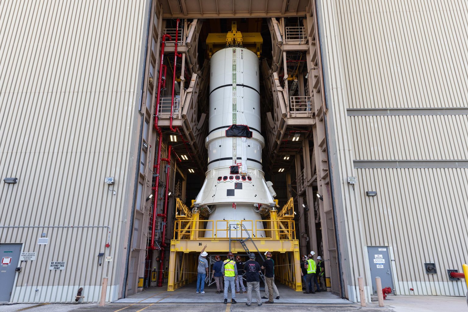 A Step Toward the Moon: NASA Gears Up for Artemis II Rocket Integration