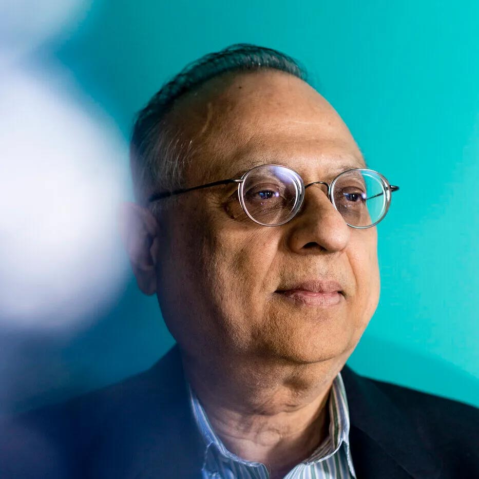 Carbon-Fiber Conundrum: Physicist Explains the Tragic Implosion of ...