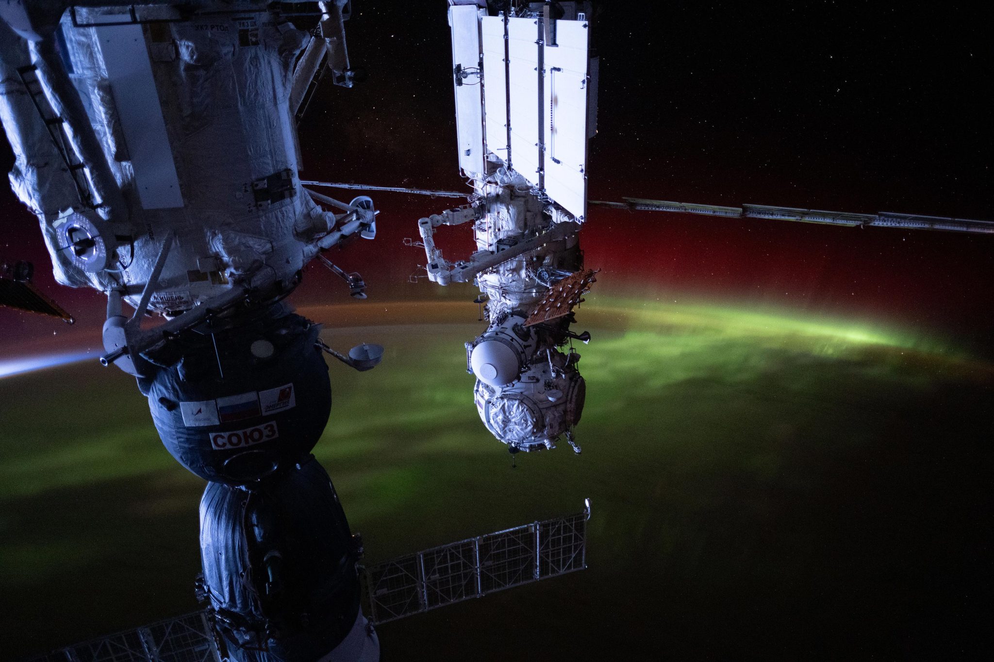 Exploring the Final Frontier: ISS Astronauts Launch Groundbreaking DNA ...