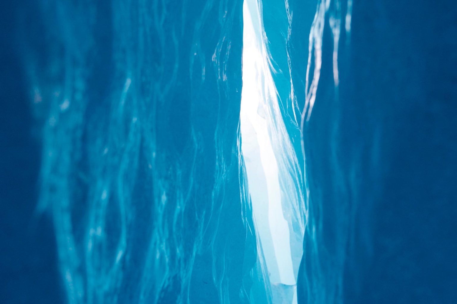 Scientists Drill 523 Meters Through Antarctic Ice, Uncovering 23 ...