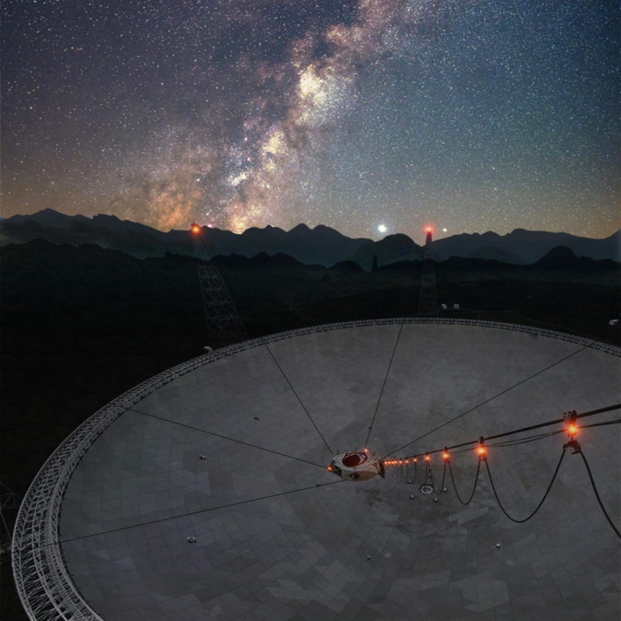 Astronomers Link “Starquakes” to Mysterious Radio Signals From Space