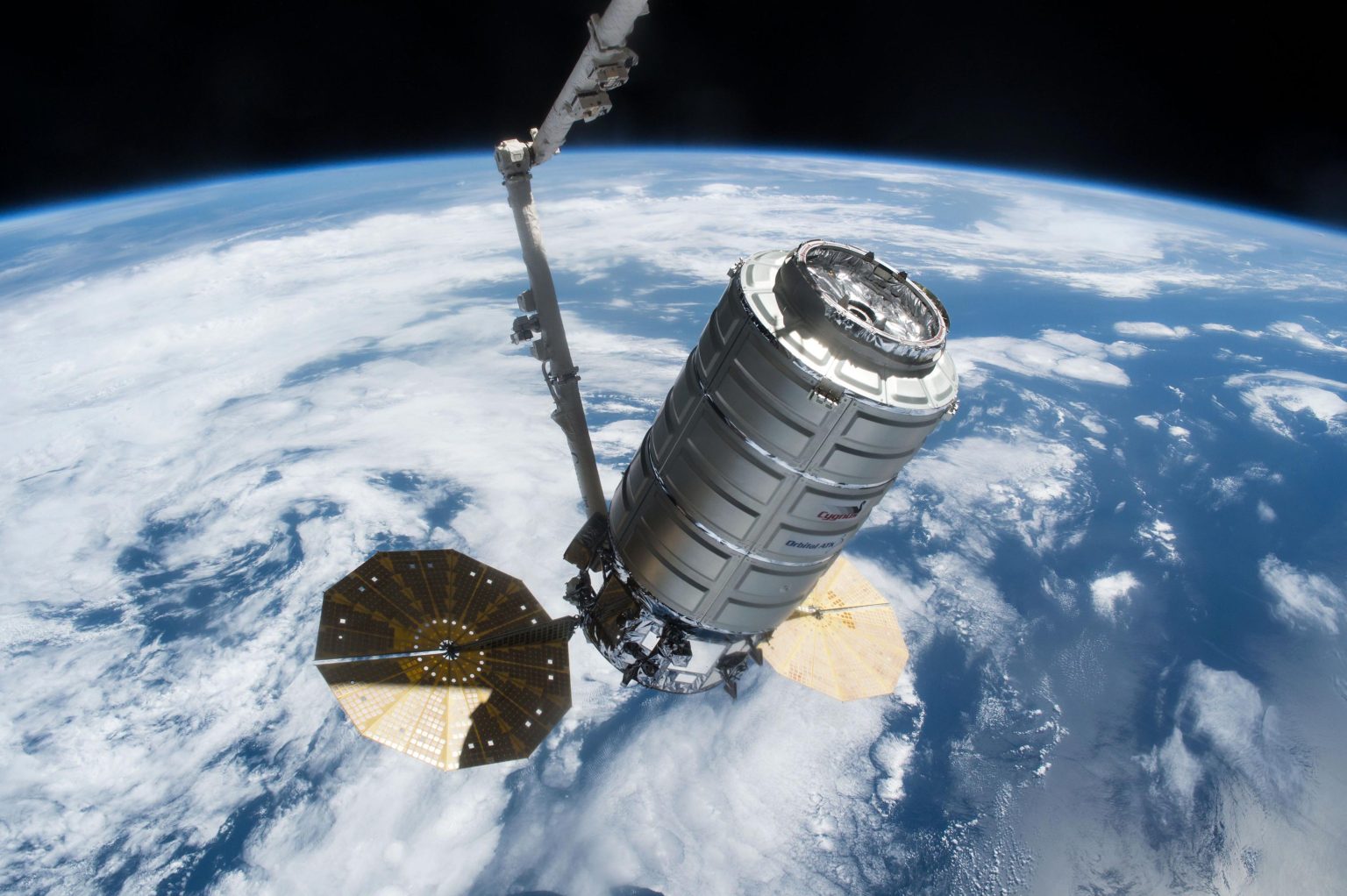 Cygnus Spacecraft Prepares for Rendezvous With International Space Station