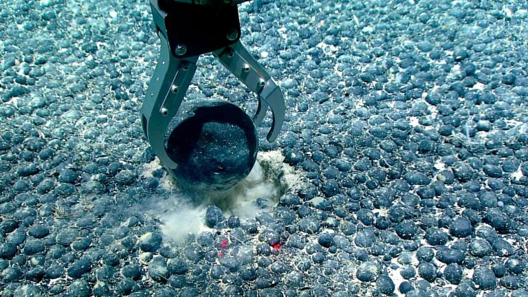 “Really Weird” – Deep-Sea Dark Oxygen Discovery Raises Questions About ...