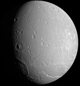 Researchers Discover Oxygen Molecules in Dione's Exosphere