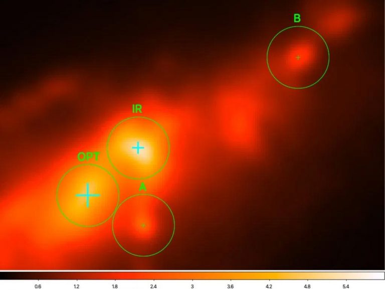 77-Year-Old Amateur Astronomer Discovers Rare Galaxy Double Nucleus