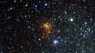 Hubble Image of the Week - Super Star Cluster Westerlund 1