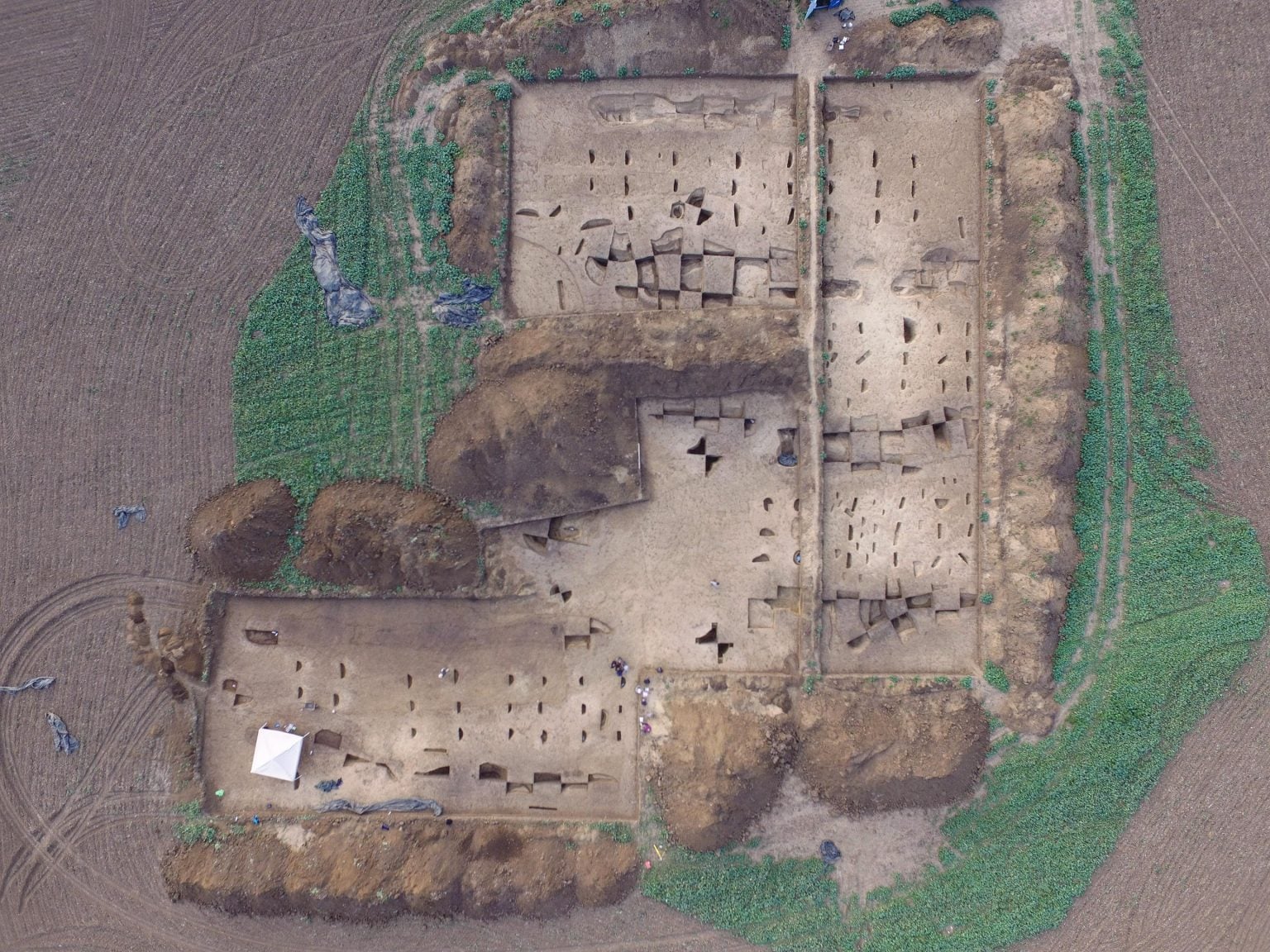 Mystifying Puzzle of Early Neolithic House Orientations Finally Solved