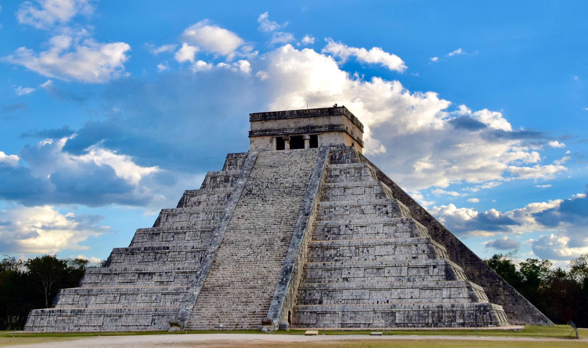 Ancient DNA Uncovers the Secrets of Human Sacrifice at Chichén Itzá
