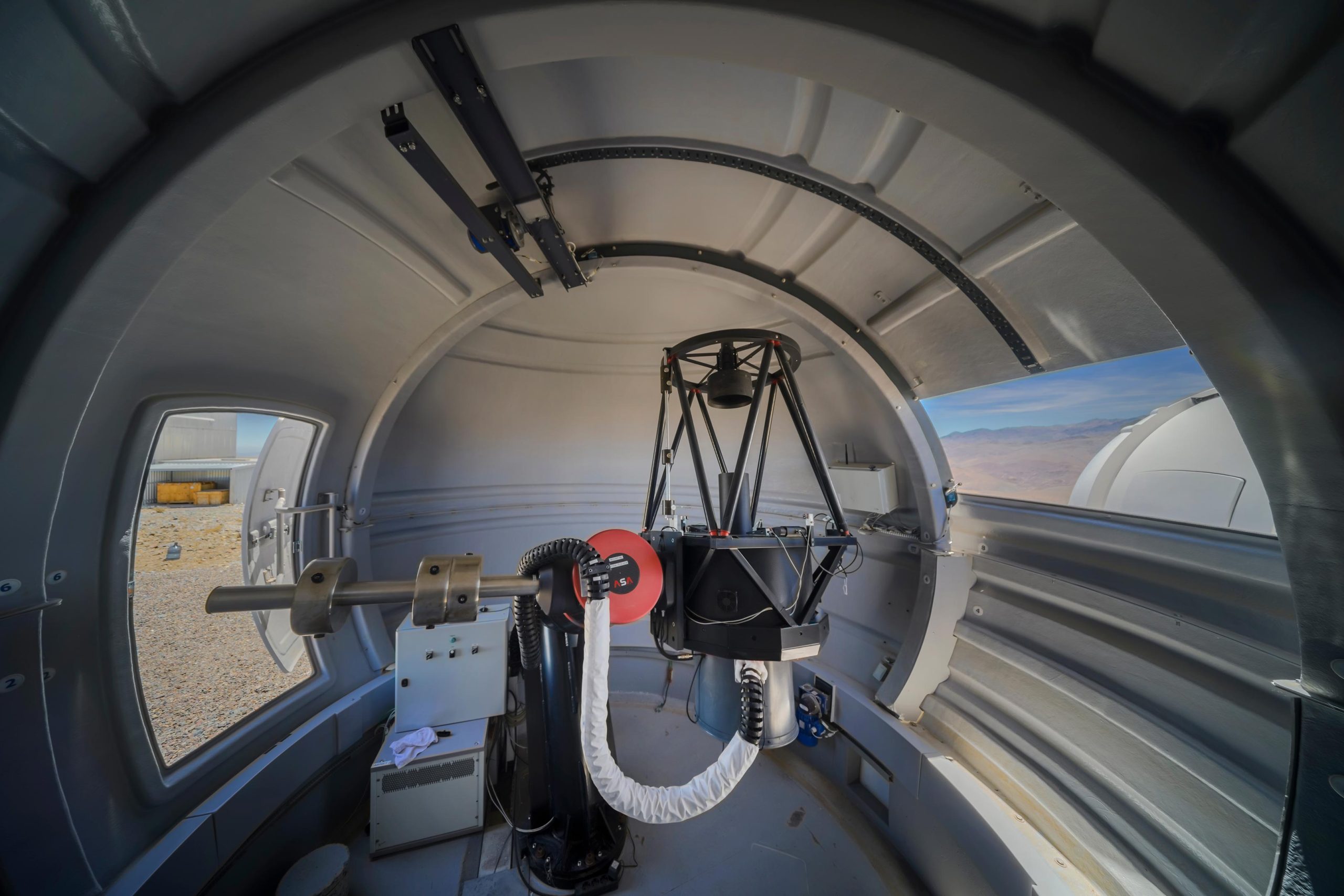 Tiny Telescope, Big Discoveries: How ExTrA Hunts for Earth-Like Worlds