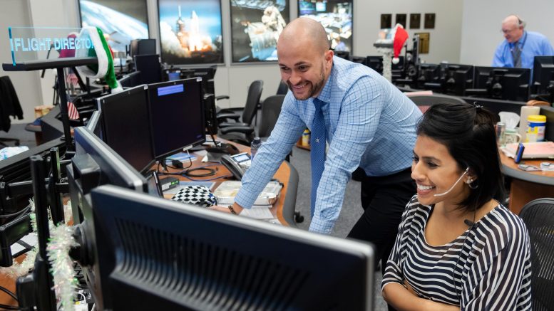 NASA Introduces 2022 Class of Flight Directors – Meet the 7 New ...