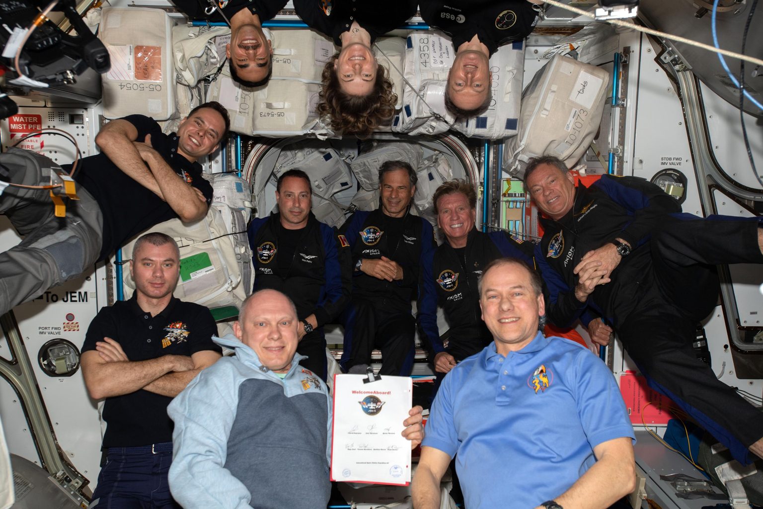 Busy Science Day on ISS Explores Human Research and Space Physics