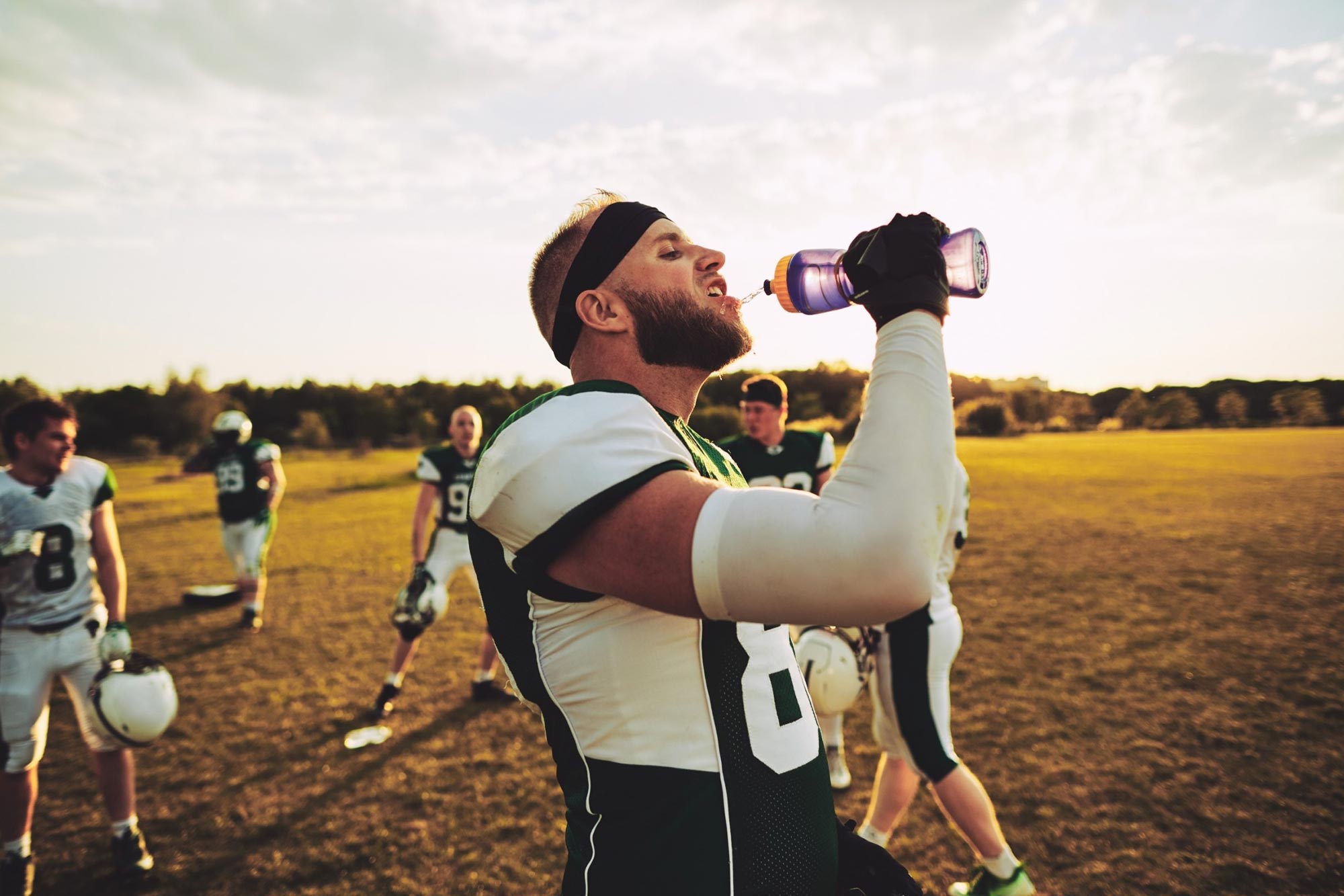 Exercise Scientist Explains: Do You Really Need to Drink 8 Glasses of ...