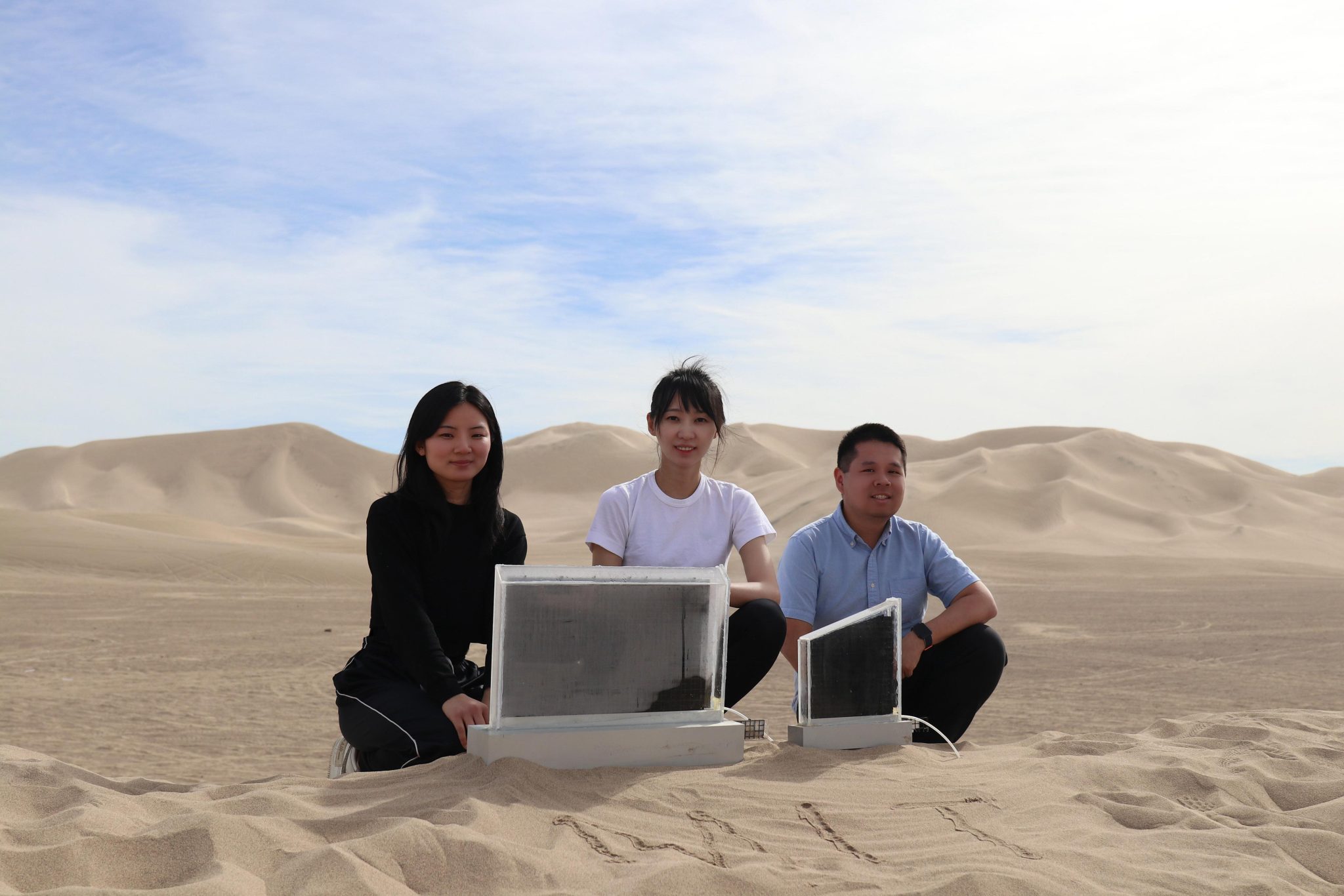 MIT’s Window-Sized Device Pulls Drinking Water From Thin Air, Even in ...