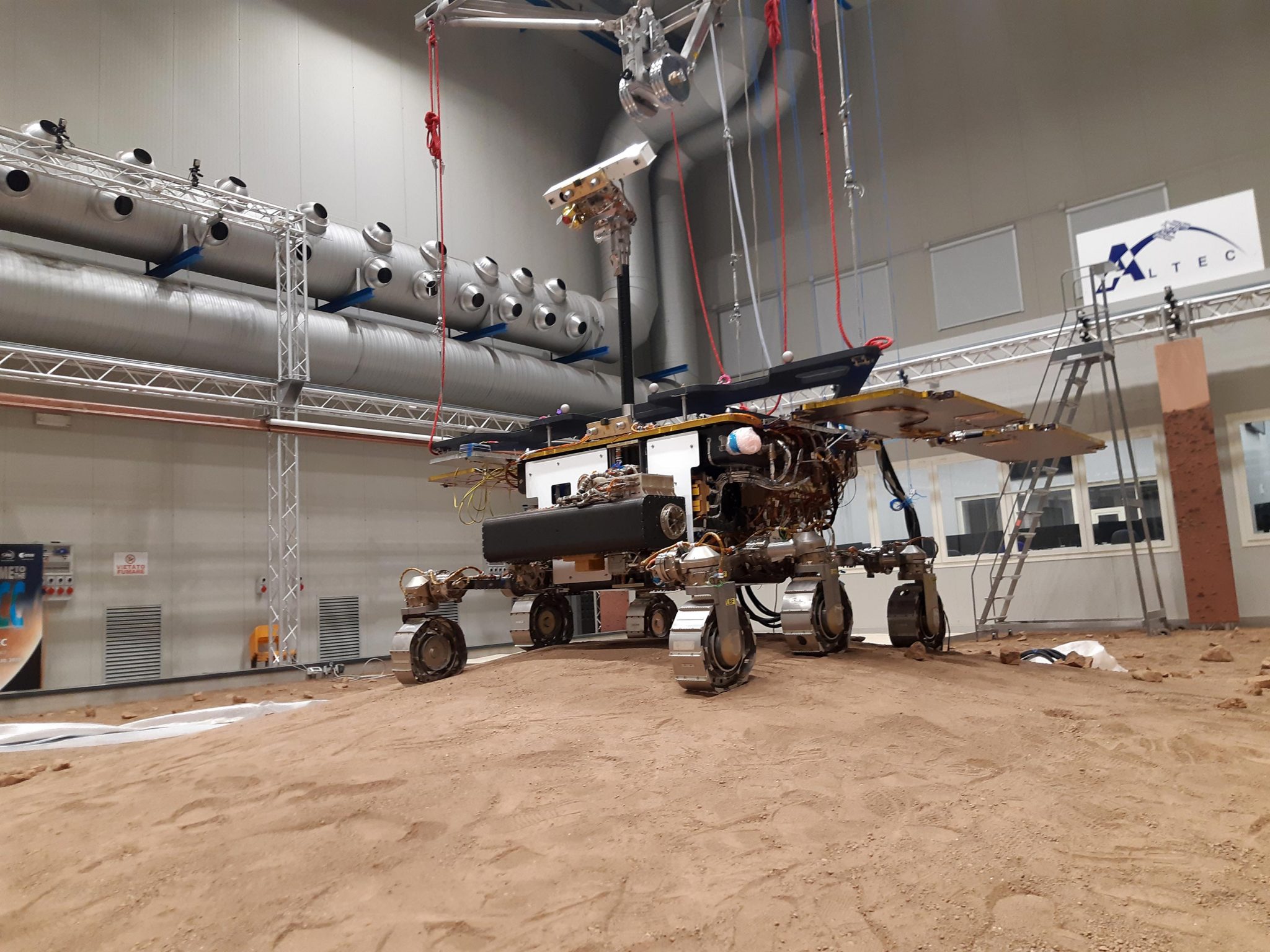ExoMars Rover Replica Begins Earth-Based Mission in "Mars Terrain ...