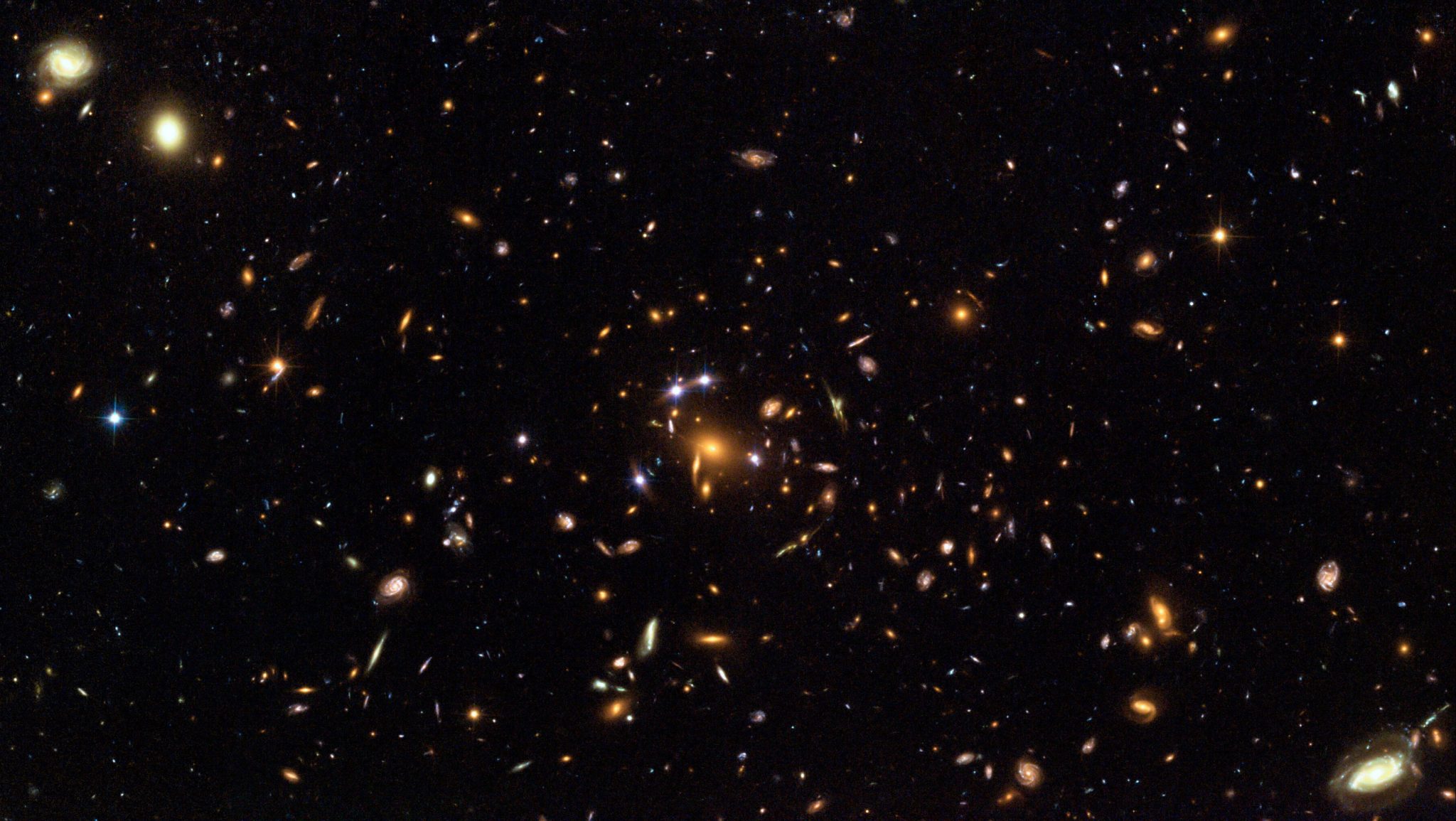 Hubble Space Telescope Captures a “Five-Star” Rated Gravitational Lens