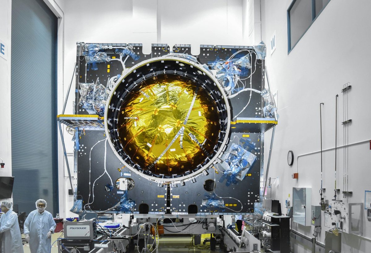 NASA Builds the Most Powerful Solar Electric Spacecraft Ever