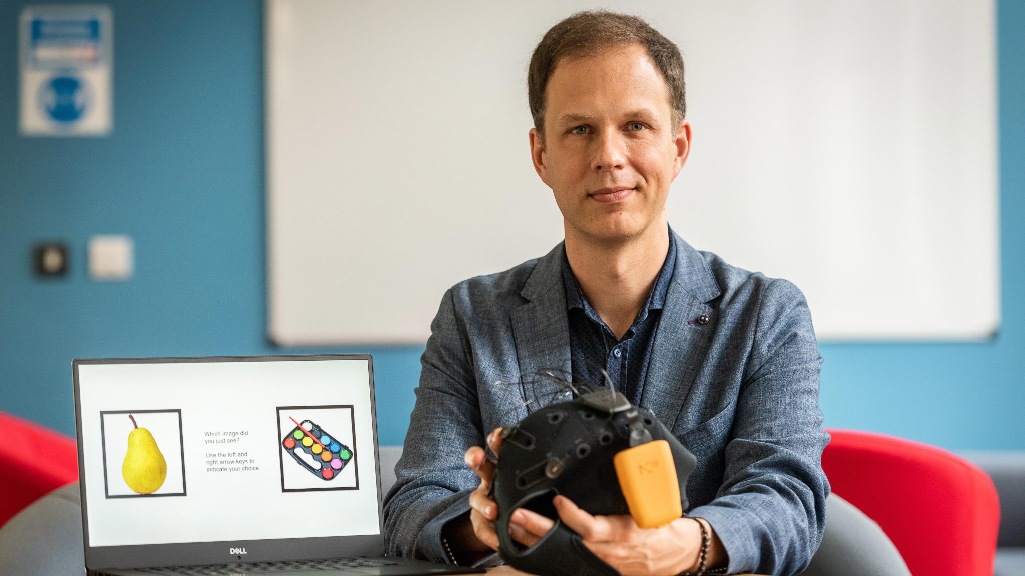 This Simple Brainwave Test Can Spot Alzheimer’s Years Early