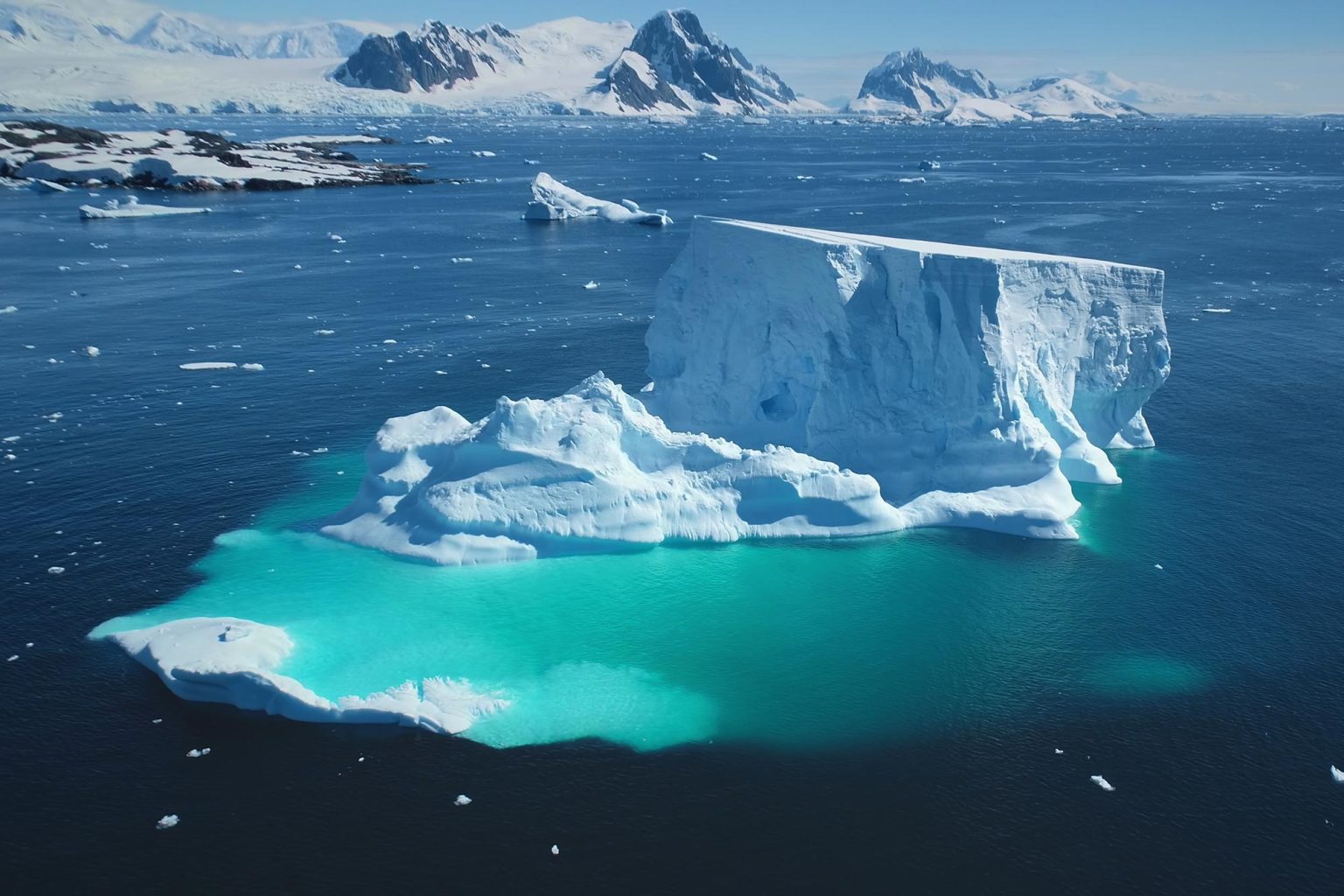 Scientists Shocked as Antarctic Glacier Collapses in Record Time