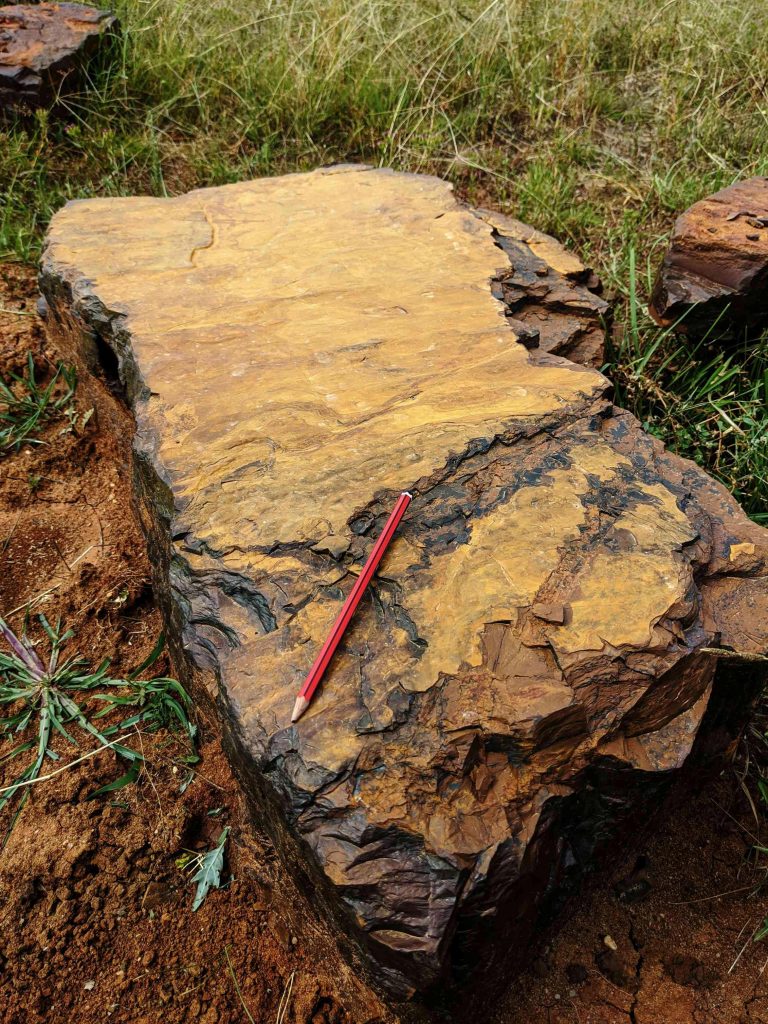 Strange Red Rocks in Australia Are Challenging Long-Held Ideas About ...