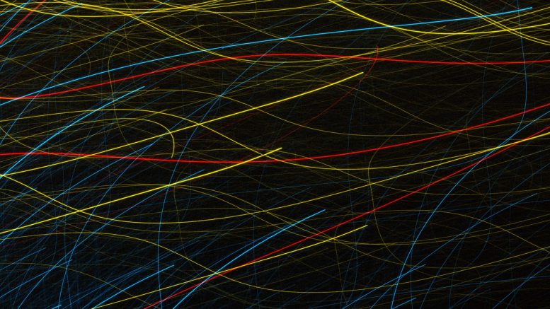 Hubble Telescope Views Light Expanding from an Exploded Star