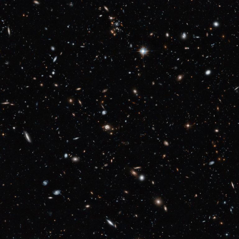 Hubble Image Reveals Cross-Section View of the Universe