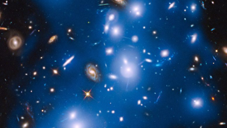 Hubble Telescope Views the Many Galaxies of Abell 370