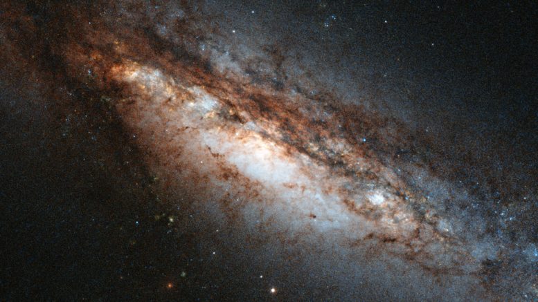 New Image of Polar Ring Galaxy NGC 660