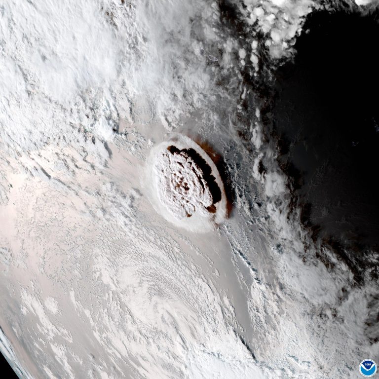 15-Minute Countdown: The Hidden Warning Before Tonga’s Volcano Exploded