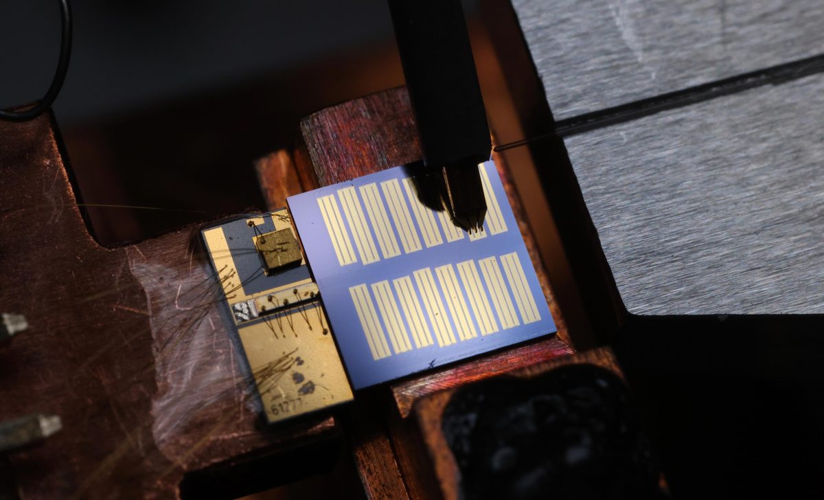 Revolutionizing Light: The Breakthrough Frequency Comb Transforming ...