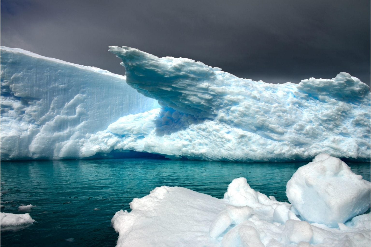 Groundbreaking New Data Unveils Secrets of Arctic Glacier Loss
