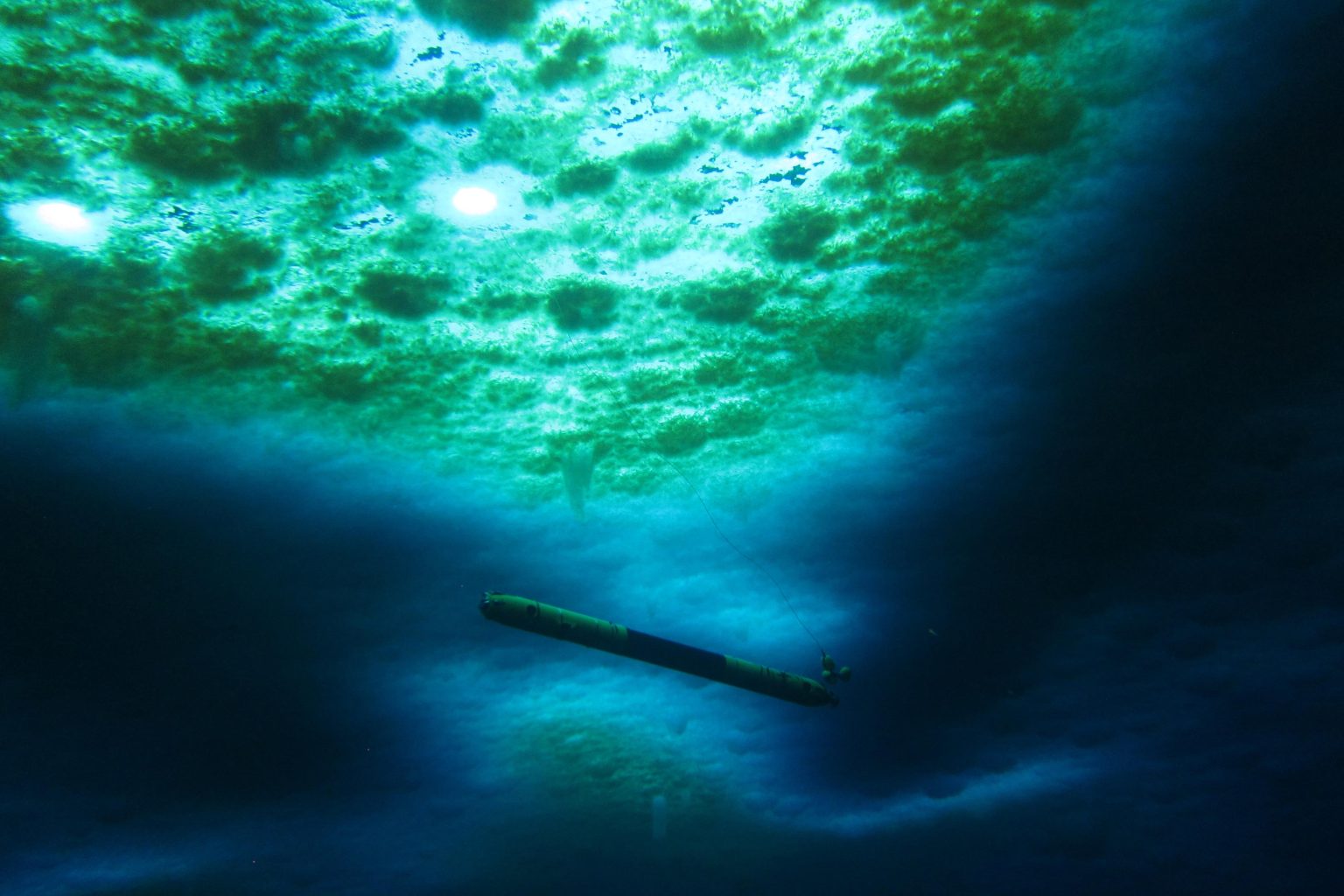 Icefin Underwater Robot Provides Close-Up View of Melting Beneath ...