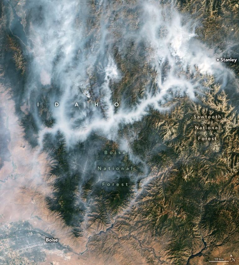 Idaho’s Fiery Fury: Wapiti Wildfire Spreads Unchecked