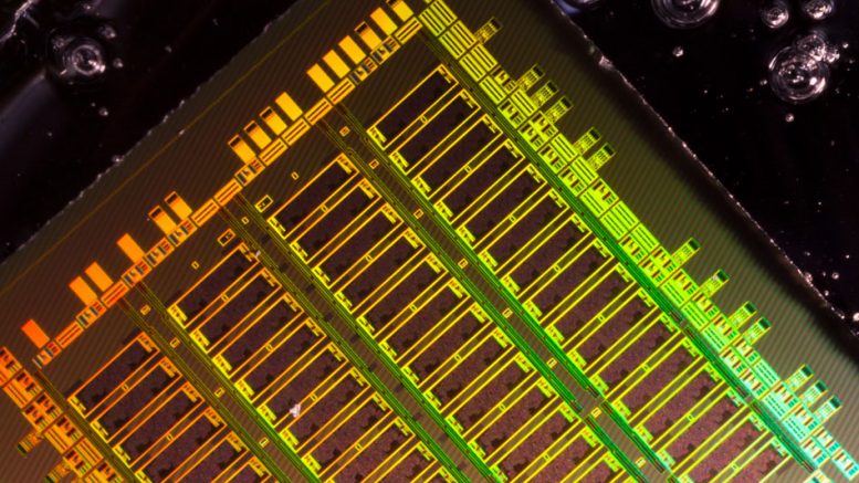“Silicon Nanophotonics” Integrates Optical Components With Electrical ...