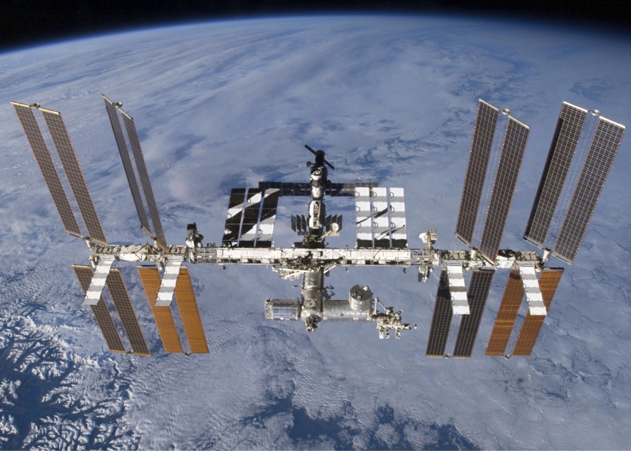 Space Station Experiment Shows Bacteria Could Survive the Long Trip ...