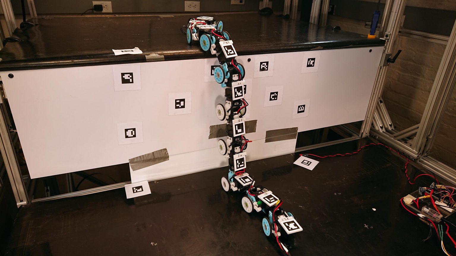 Slithering Snakes on a 2D Plane – Search and Rescue Robots Inspired by ...