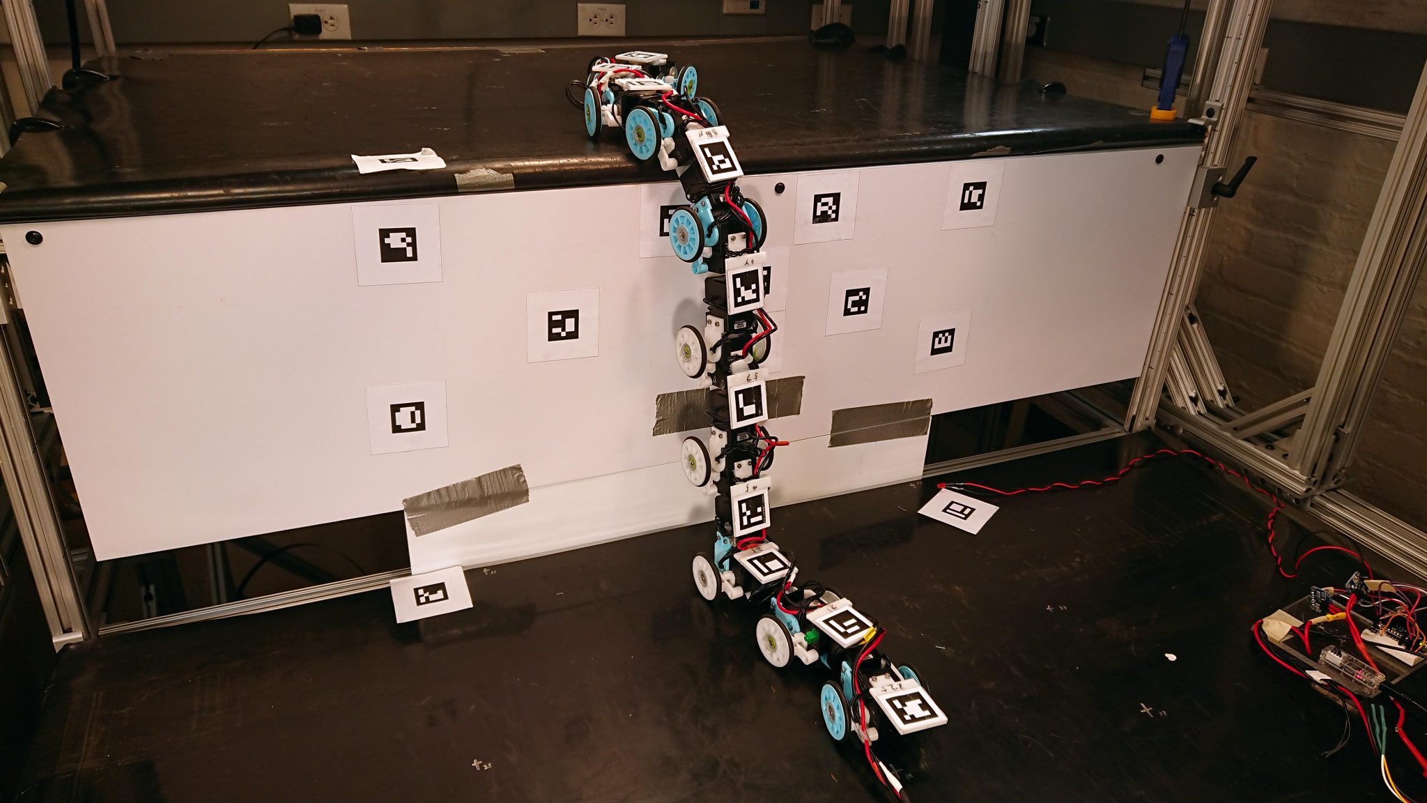 Slithering Snakes on a 2D Plane – Search and Rescue Robots Inspired by ...