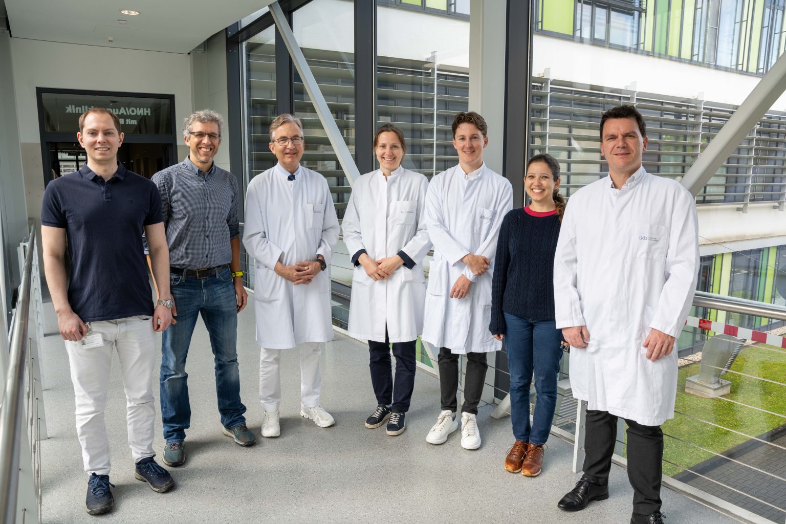 First-of-Its-Kind Discovery: Early Macular Degeneration Signs Can ...