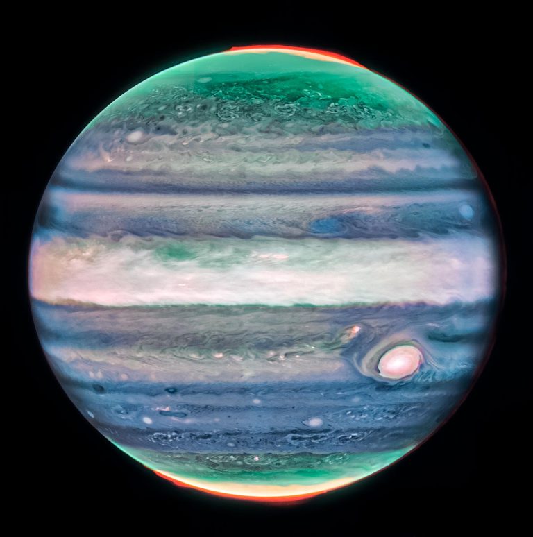 Webb Telescope Captures Neptune’s Long-Hidden Auroras in Stunning Detail