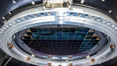 Luggage-Sized Cryogenic Camera to Take Pictures of Exoplanets