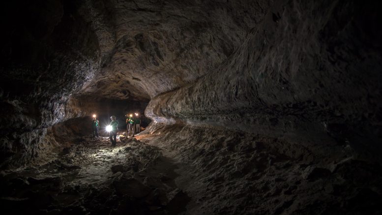 Corkscrew Lava Coils Seen on Mars in Athabasca Valles