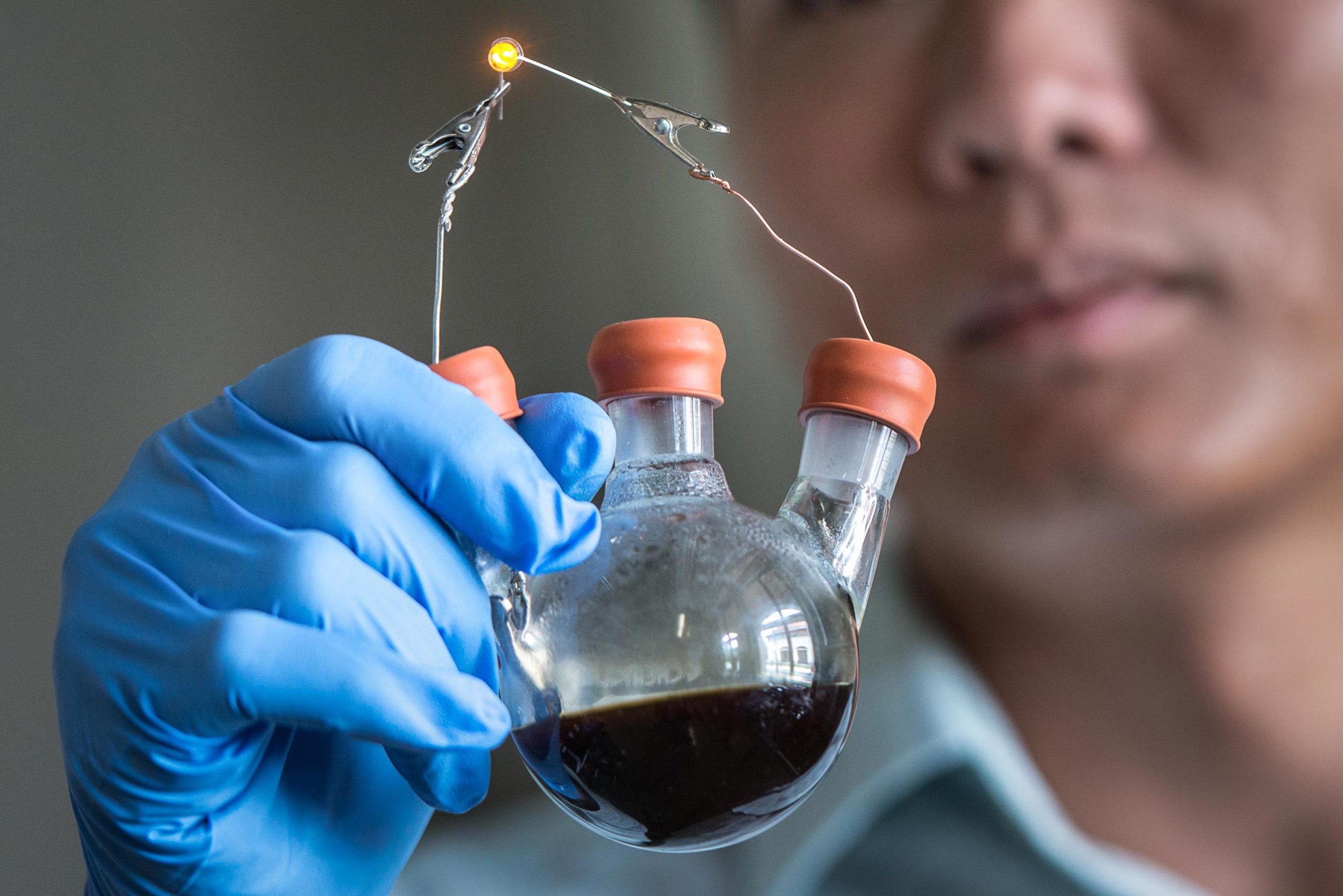 Researchers Design a New Low Cost Lithium-Polysulfide Flow Battery