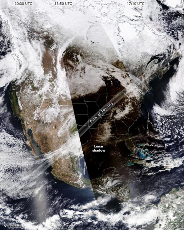 Total Solar Eclipse: The Moon’s Shadow Races Across North America in ...